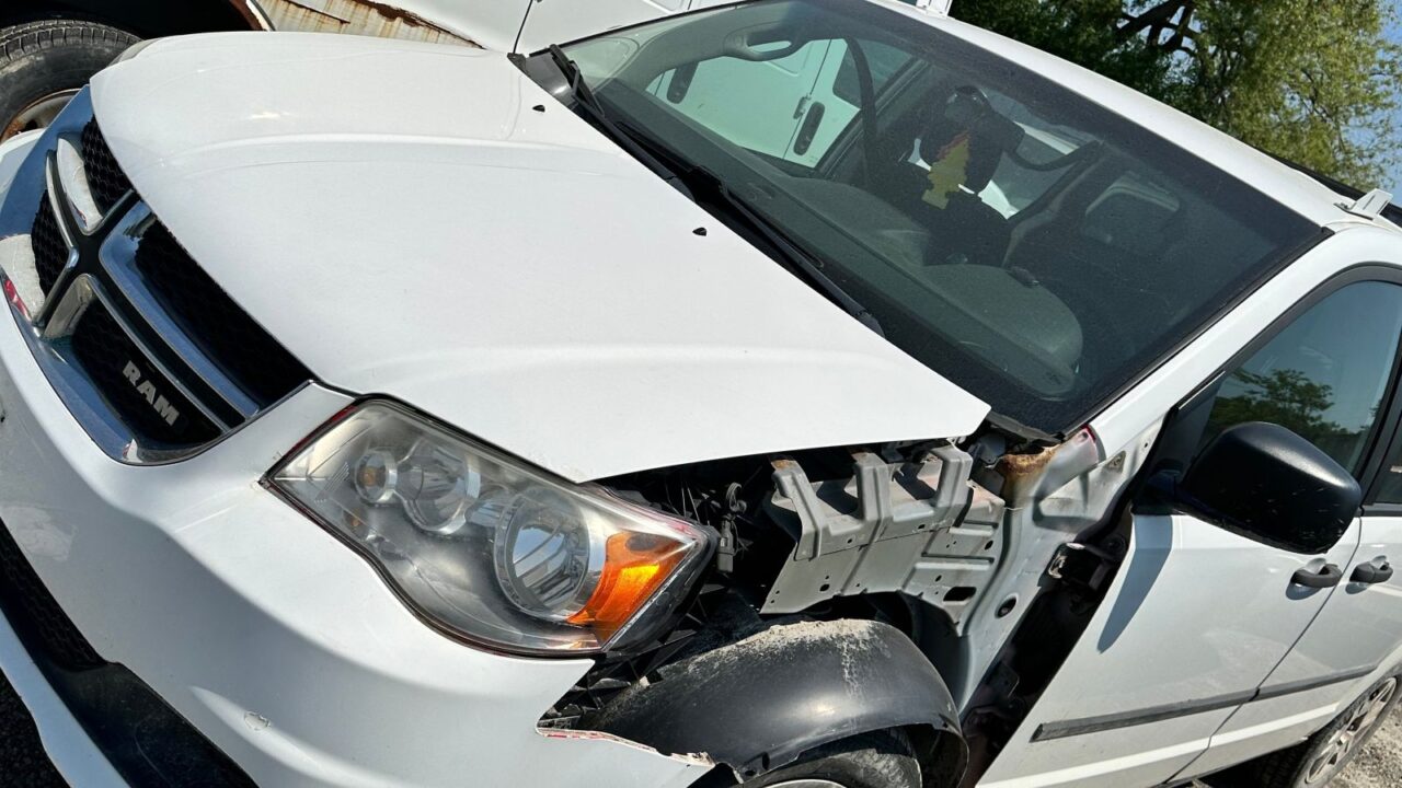 Scrap Car Removal Oshawa | Scrap Car Buyer For Cash